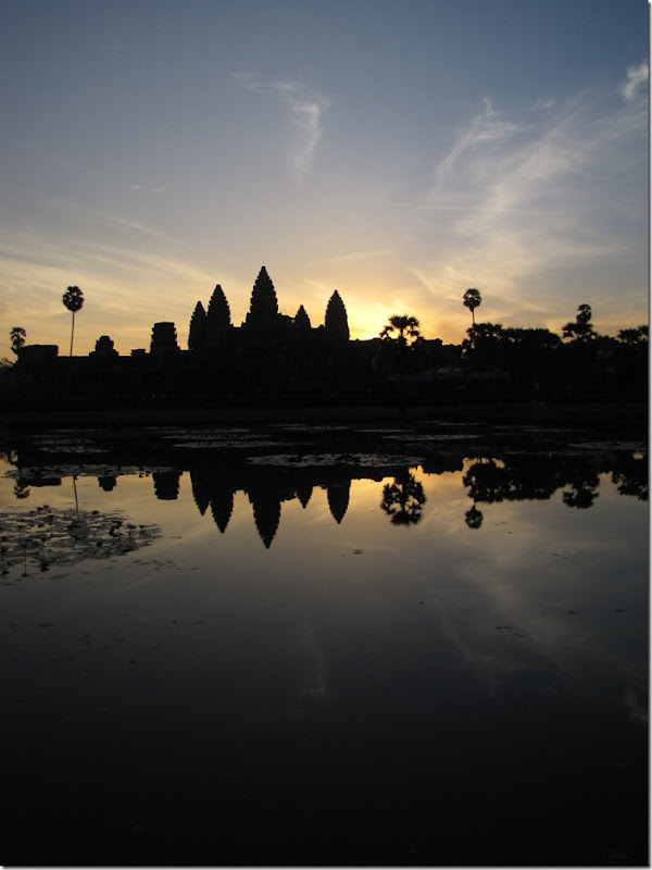 The Knotty Travellers: From Pol Pot to Angkor Wat: It’s a Holiday in ...